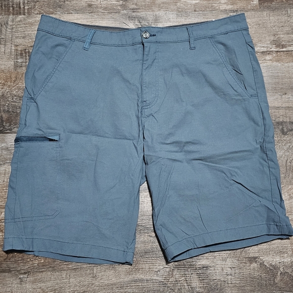 Weatherproof | Shorts | Mens Weatherproof Vintage Trail Cargo ...